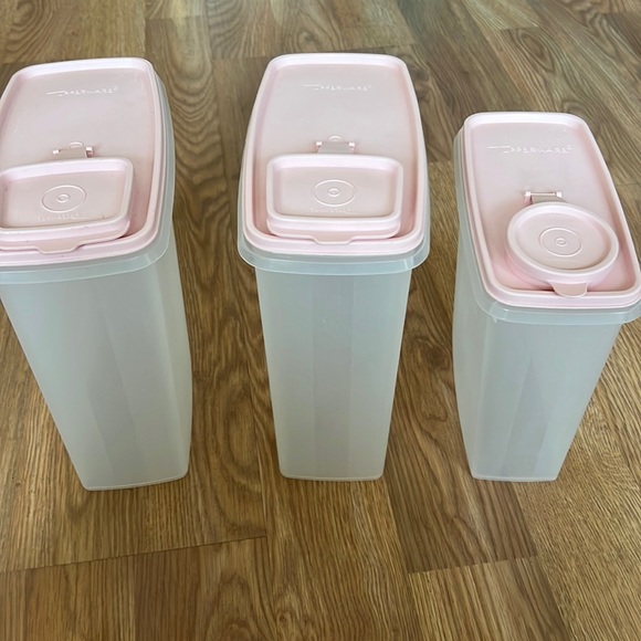 Tupperware | Kitchen | 3 Piece Vintage Pale Pink Tupperware Containers ...